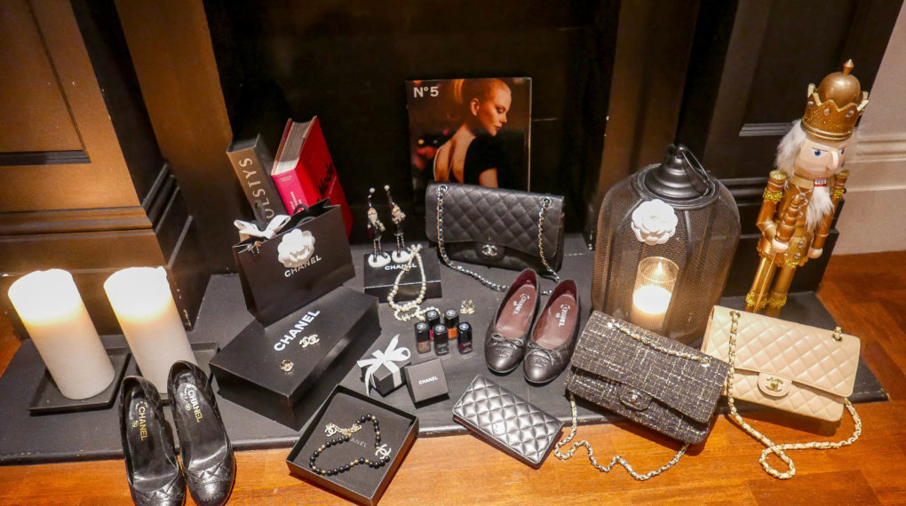 What a girl wants... Classy and fabulous Chanel - Louise Riis
